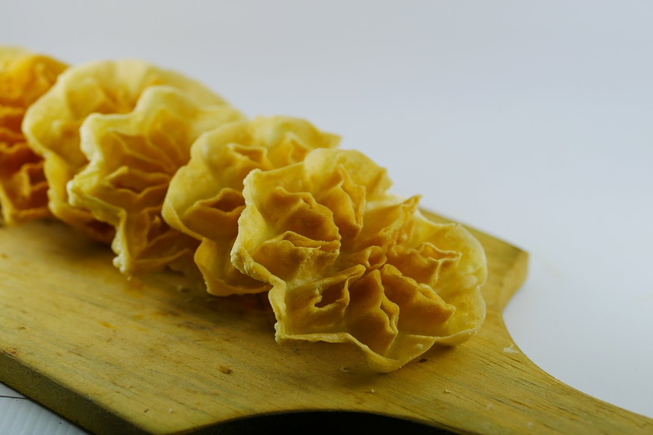 Resep Peyek Gale: Camilan Khas Kota Depok yang Lezat & Nikmat ...